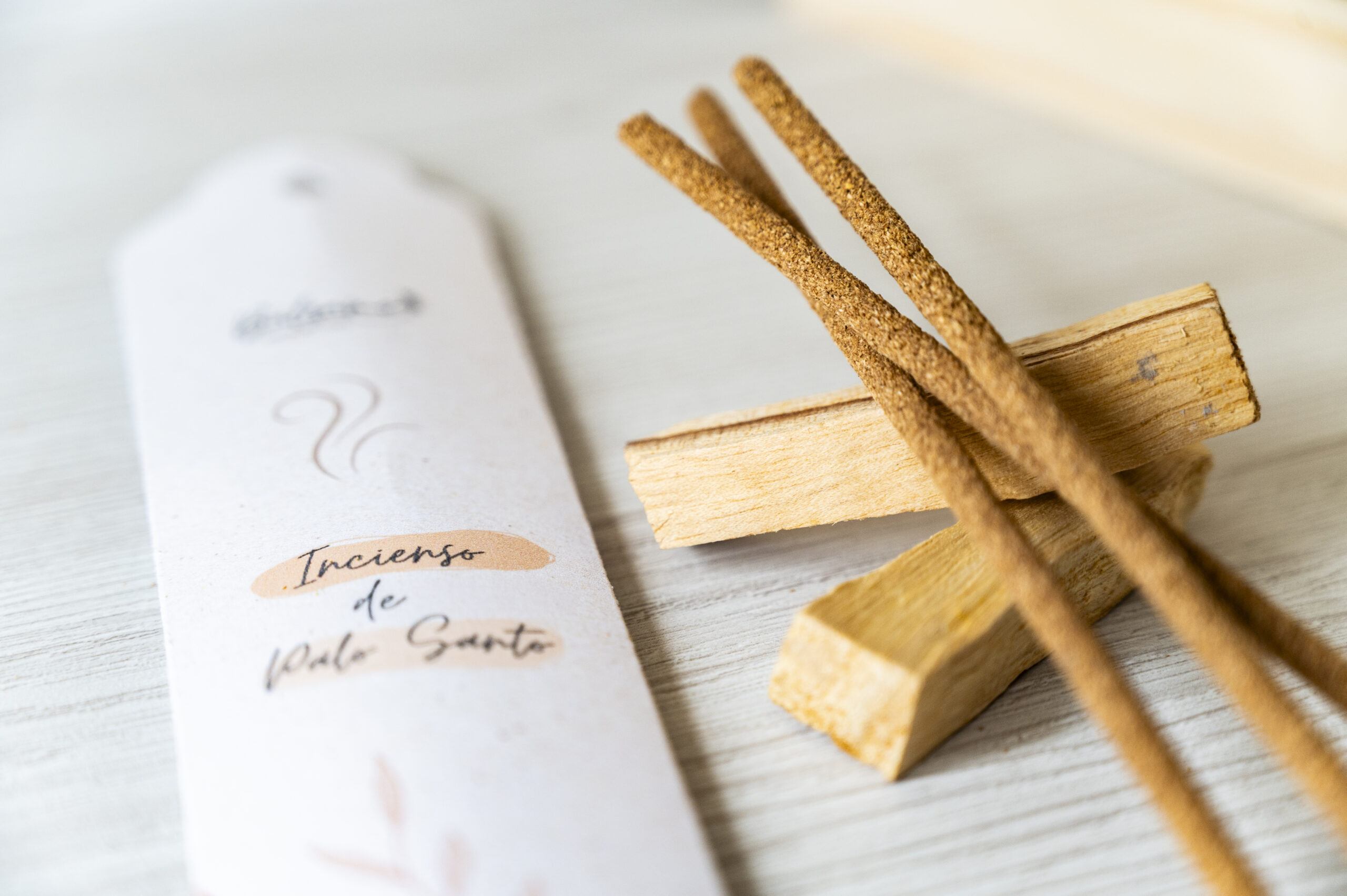 Incienso de Palo Santo (Varillas) - BALSAMO